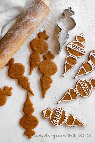 Vegan Gingerbread Cookies - Simple Green Recipes
