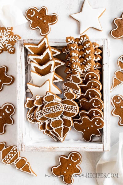 Vegan Gingerbread Cookies - Simple Green Recipes